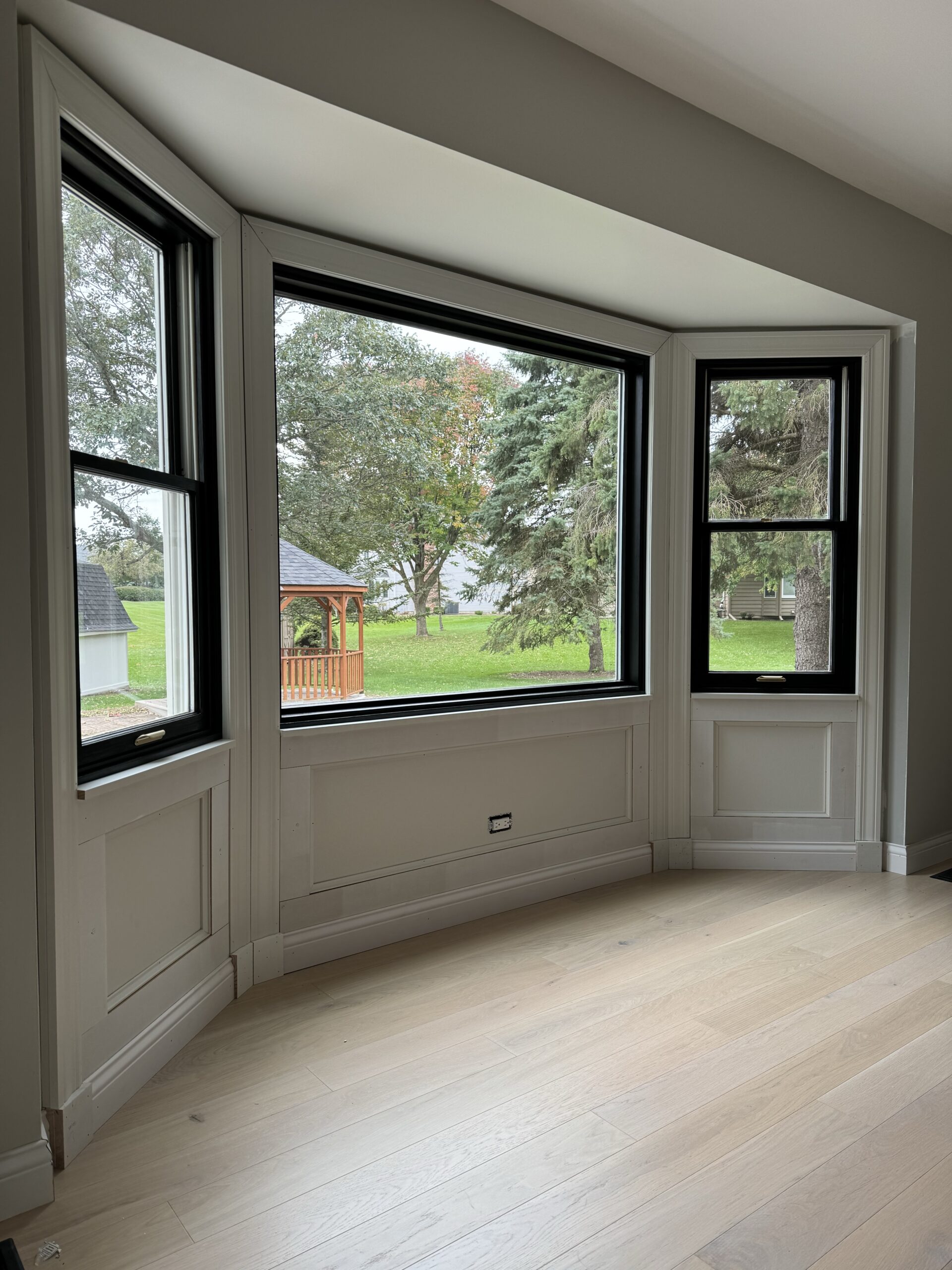 ADDING CHARACTER TO OUR BAY WINDOW - The LKS Address